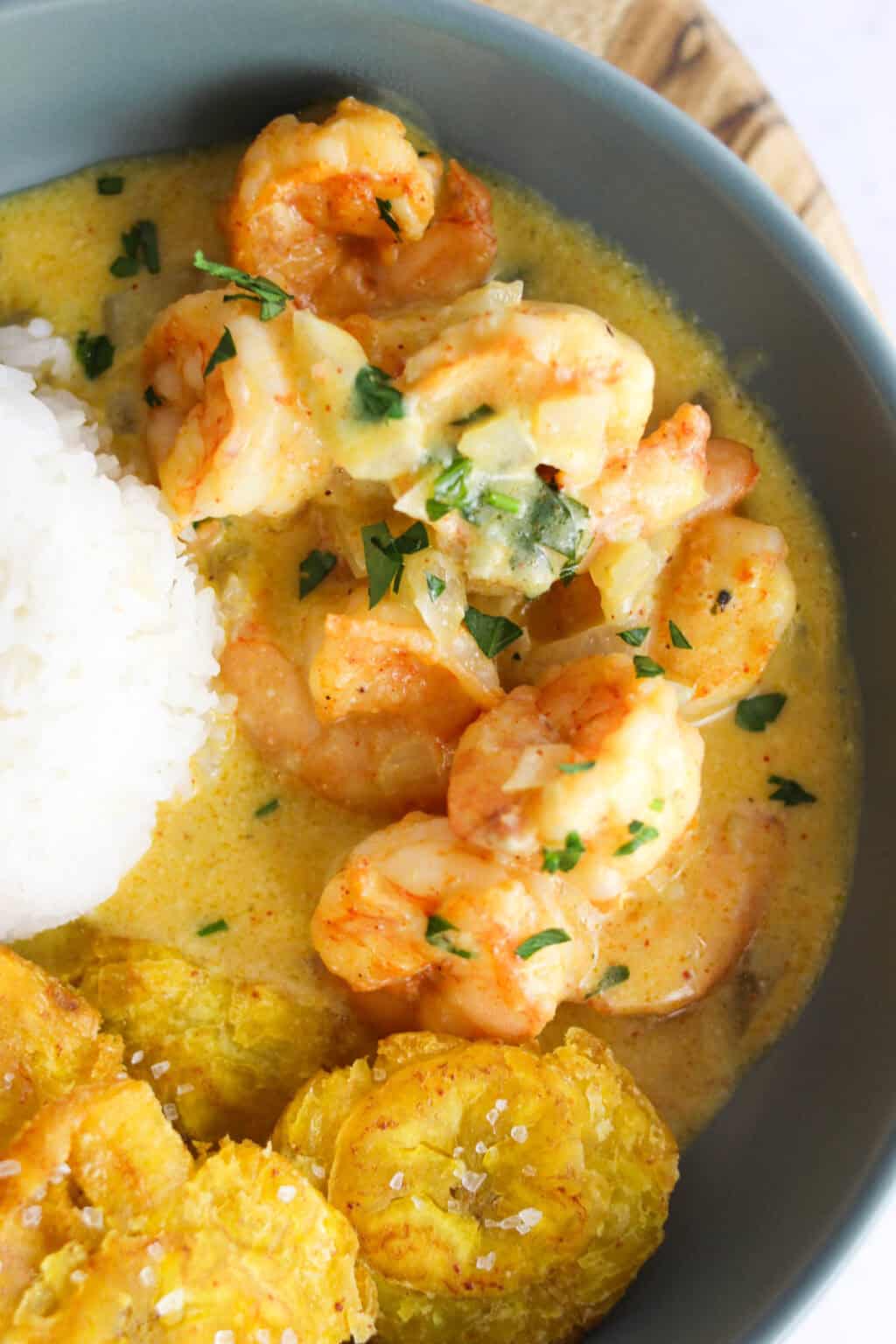 Camarones al Ajillo (Garlic Shrimp) - Lauren con Sazón